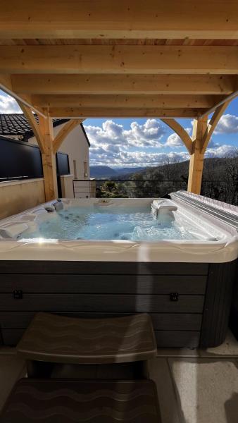 Maison Avec Spa Privatif Et Vue Sur La Vallée - Souillac