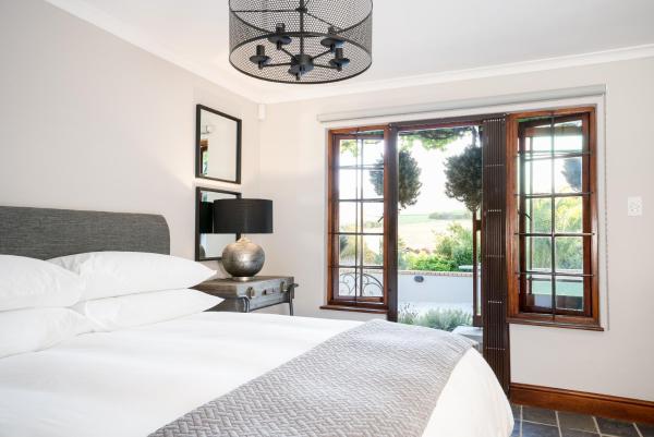 Avemore Orchard Apartment - With Full Backup Power - Stellenbosch