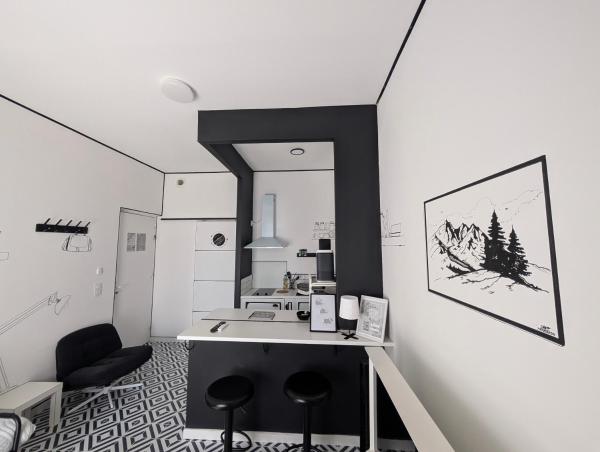 Atypique Studio Avec Terrasse - Argelès-Gazost