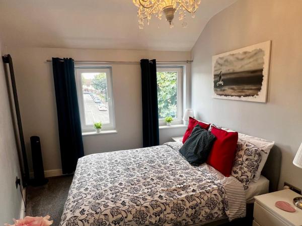 Luxury Retreat Beach House - Sleeps 6 - Kent