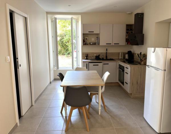 Meublé Voltour Dans La Villa Denise - Aubenas