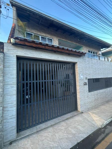 Casa 3 Quartos Bc Com Churrasqueira - Balneário Camboriú