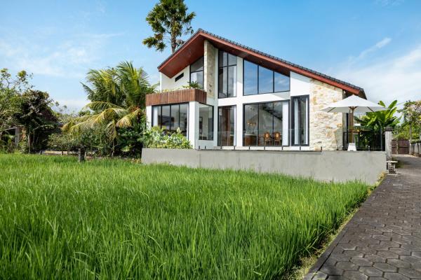 Irnaqana Villa By Genuinehost - Bali