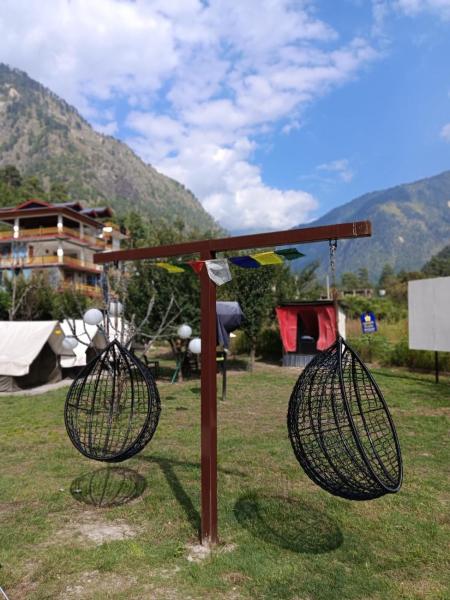 Redleaf Resort And Cafe - Kasol