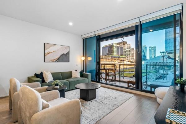 Luxe 3br Cbd Apartment With River Views And Resort Style Amenities - St Kilda