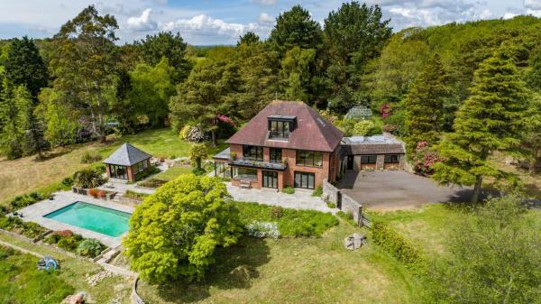 5 Bed In Uplyme Oc-d32981 - Axminster