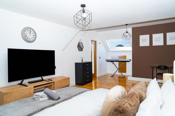 Luxury 5bd, Gym, Parking, Bus To Airport, Sleeps10 - Edinburgh