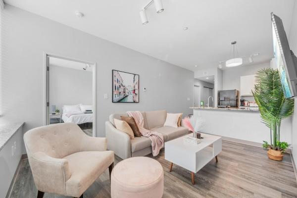 Dt Pet Friendly Parking Gym Wifi Coffee - Cleveland, OH