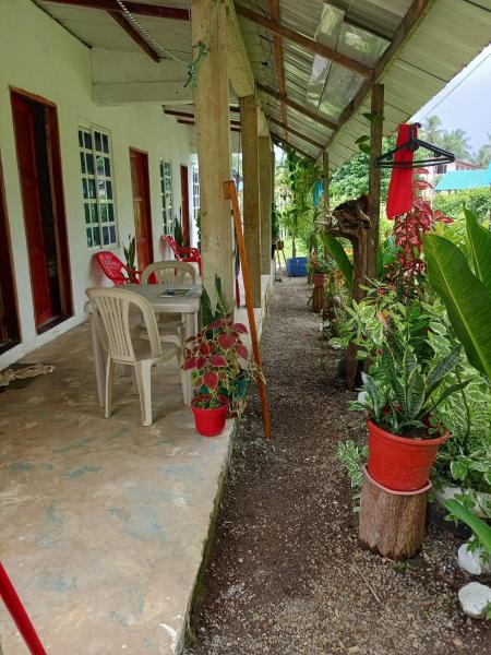 Hostal La Esmeralda - Choco