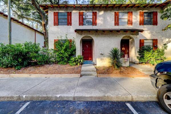 Hilton Head 2br Escape W Pool Sofa Bed - Hilton Head Island, SC
