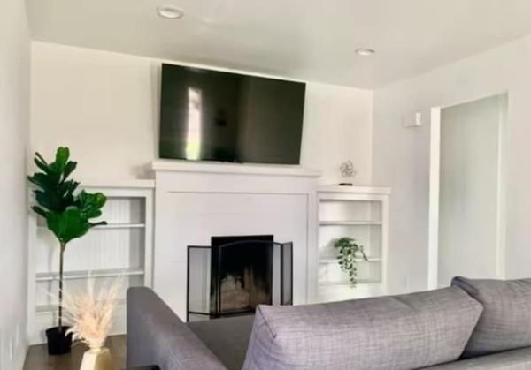 Ca5 House Cozy 3br In Azusa - Azusa, CA