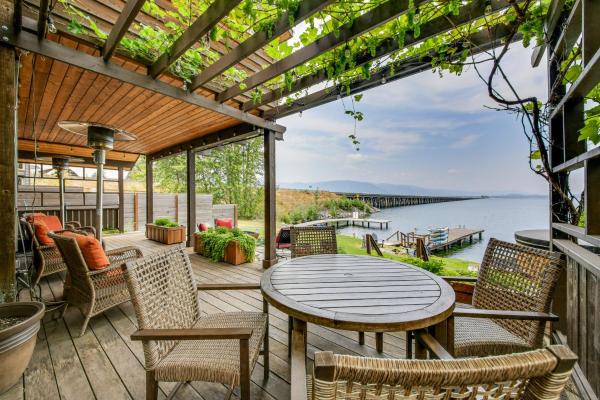 Lake Pend Oreille Oasis Home With Hot Tub And Games - Shepherd Lake, ID
