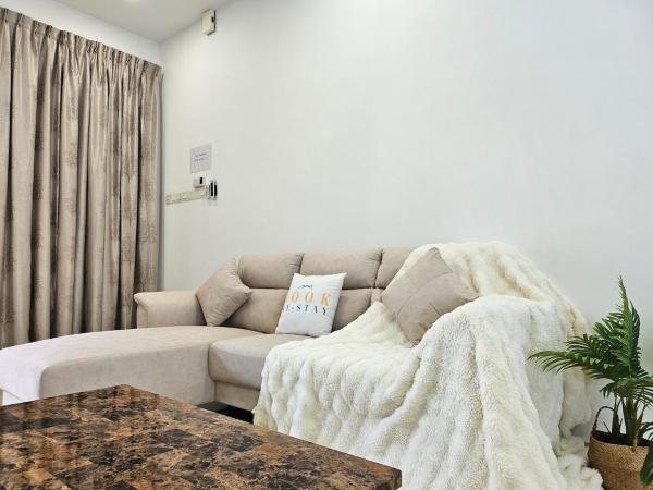 Sentosa Jb Town 3br Landed House Ktv Mahjong & Event - 