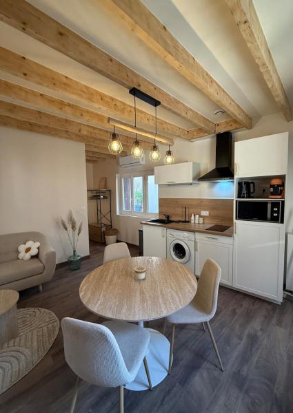 La Petite Couze, Maison Cozy Pour 2 En Auvergne - Issoire
