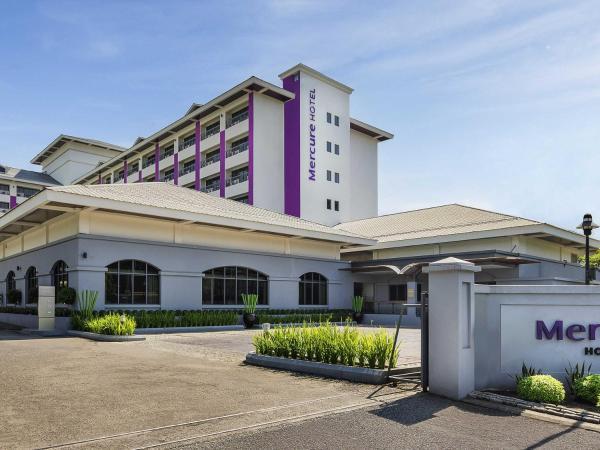 Mercure Yangon Kaba Aye - Yangon