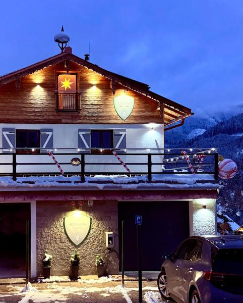 Alm Seasons Premium Chalet & Studios - Saalbach-Hinterglemm