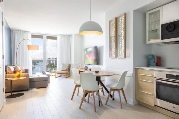 1 Br Full Kitchen- Pool Gym Beach 29th Floor - Hallandale Beach, FL