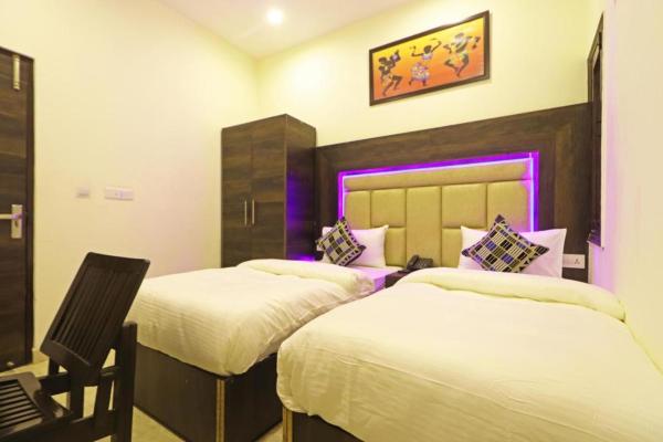 Hotel Sun Sky Plaza - New Delhi