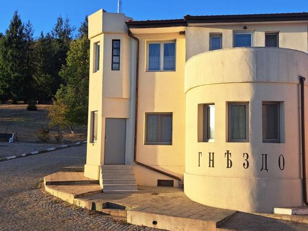 Gnezdo Studio Apart - Chipka