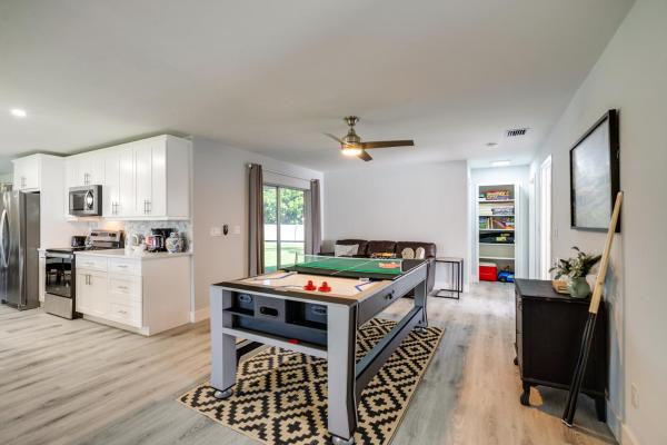 Game, Shop & Beach-hop: Family Home In Cape Coral - Cabo Coral