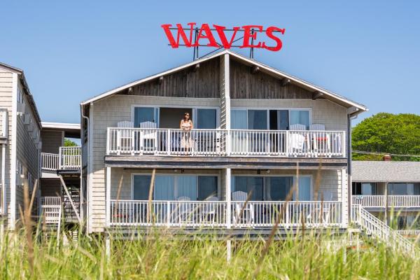 Waves Oceanfront Resort - Kennebunkport, ME