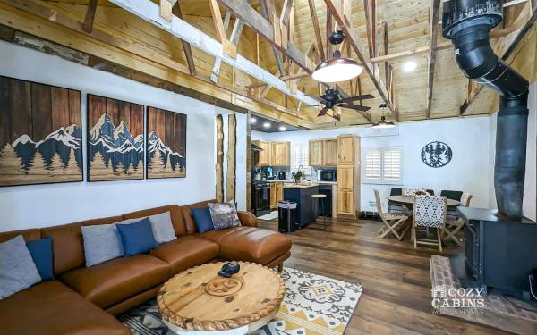 Yvonnies-super Cool Convenient Comfy & Renovated Cabin - Ruidoso, NM