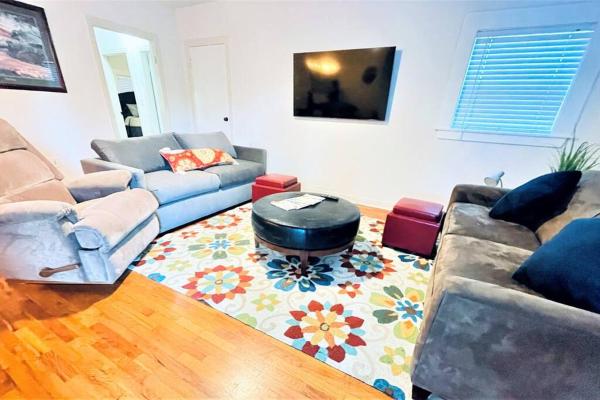 The Great Retreat - 1 Mile From The University - Fayetteville, AR