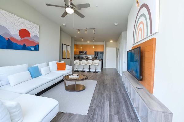 Poolside Comfort 2br Galleria Stay And Garage - Houston, TX