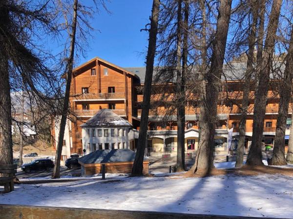 Apartment On The Foot Of Slopes In Guillaumes - Valberg