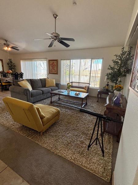 New Lux Sunflower House - Joshua Tree, CA