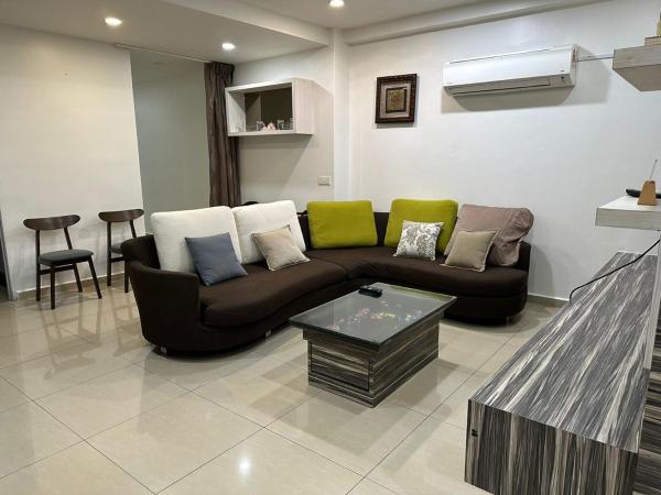 Double Storey House At Raja Uda With 3 Rooms - Penang Adası