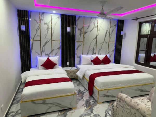 Decent Luxury Continental - Islamabad