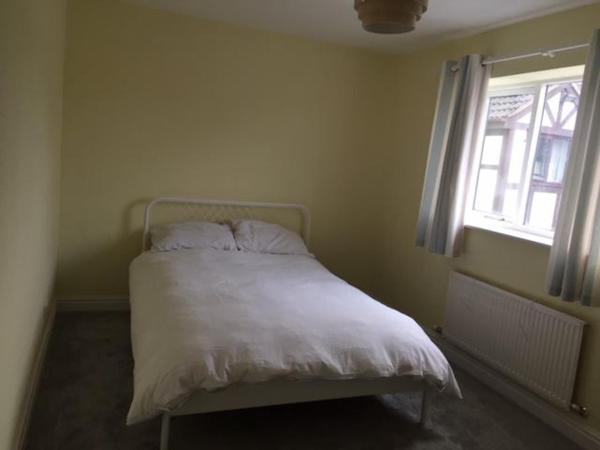 24 Turnpike Close - Worcester