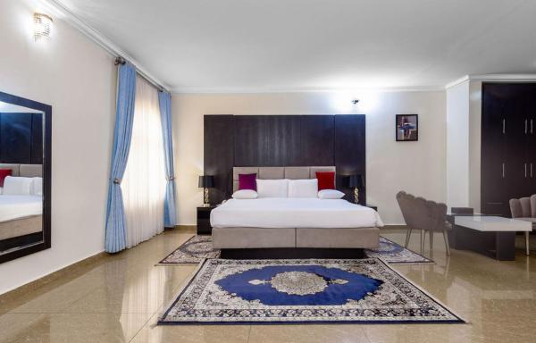 Royale Crown Villa - Abuja