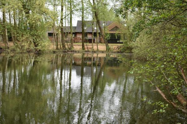 Waters Edge - Cambridgeshire
