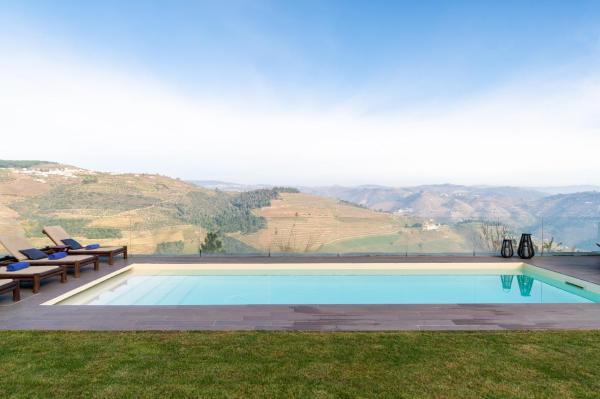 Spacious Villa With Private Pool & Garden In Douro, By Hopstays - Pinhão