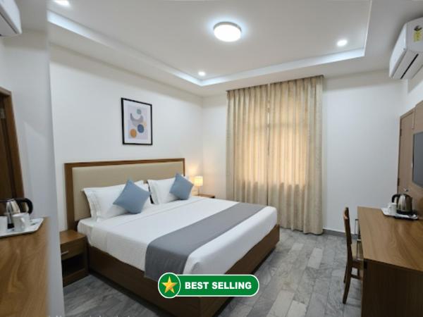 V - Premium R - Gh - Varanasi - Free Wi-fi & Parking - Near The Holy Kashi Vishwanath Temple! - Varanasi