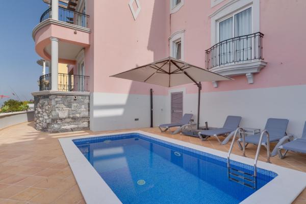 Luxury Pembe Villa By Hr Madeira - マデイラ諸島