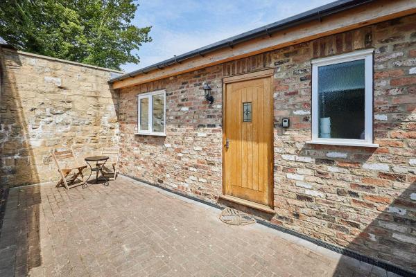 Host & Stay - The Potting Shed - Wetherby