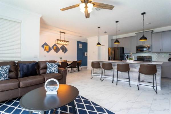 Free Waterpark Marvel Superhero-themed 2967 - Kissimmee, FL