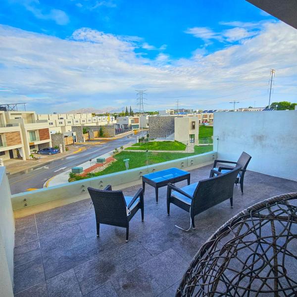 Vane's House Consulado - El Paso, TX