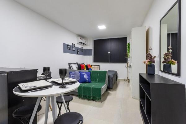 1 Minute From Copacabana Beach - Ipanema