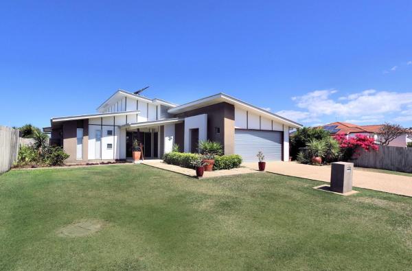 17 Bargara Lakes Drive Bargara - Bargara