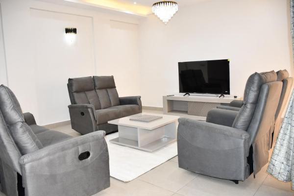 Trendy Residence - Luxury Serviced Apartments In Bastos - Yaounde