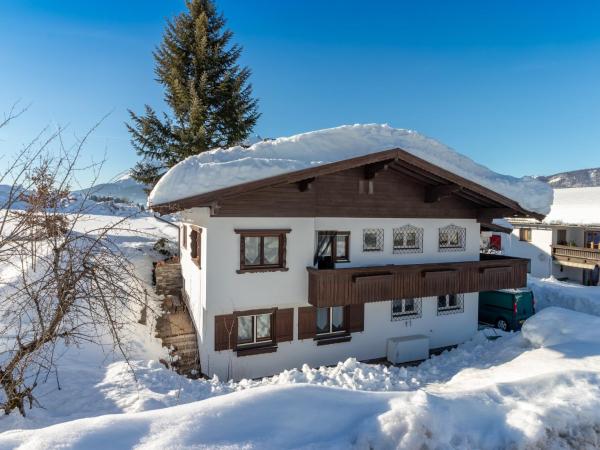 Chalet In St Johann Near Ski Slopes - Kitzbühel