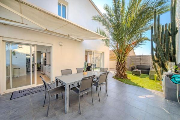 Canal House - Lake View - Parkingair Conditioning - Pérols