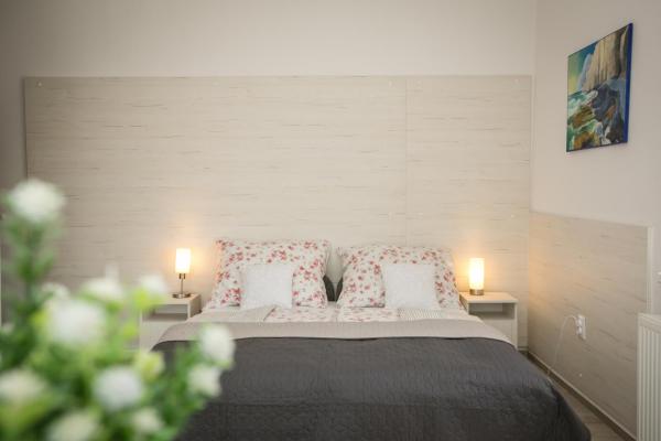 Omni Residence Vendégház - シャールバール