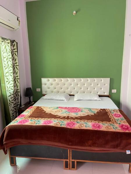 Holy Haritez Inn - Varanasi