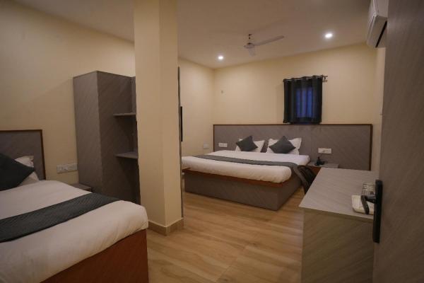 Hotel Aroma - Prayagraj
