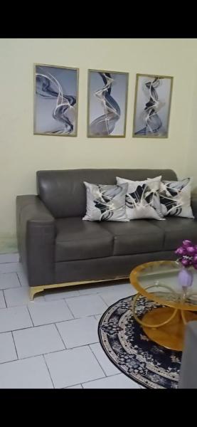 Studio Meublé Yassa - Duala
